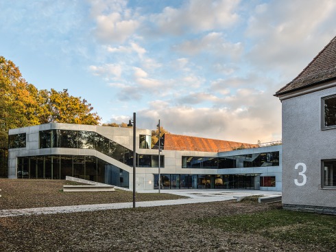 BAUWELT - Zeppelin Universität in Friedrichshafen