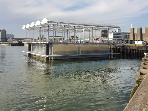 BAUWELT - Floating Farm in Rotterdam