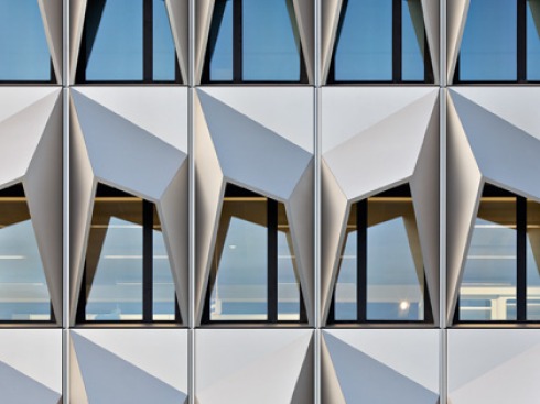 BAUWELT - Was Fassadenhersteller zur Baukultur beitragen